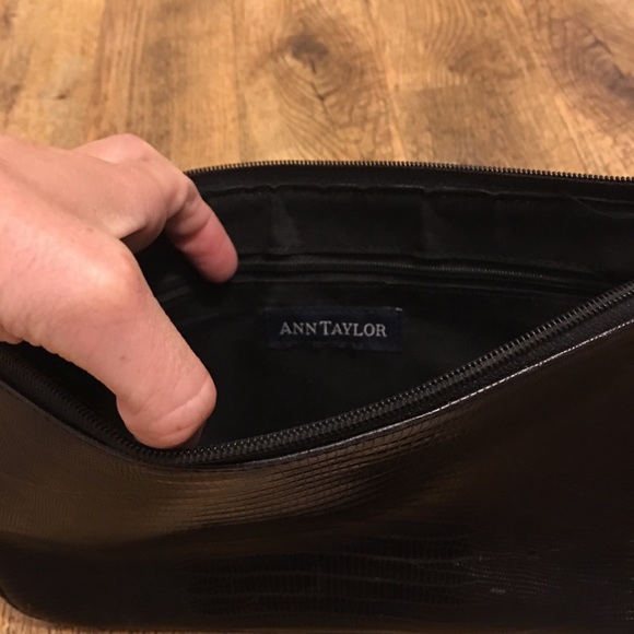 Ann Taylor | Bags | Black Embossed Snake Skin Ann Taylor Shoulder Bag ...